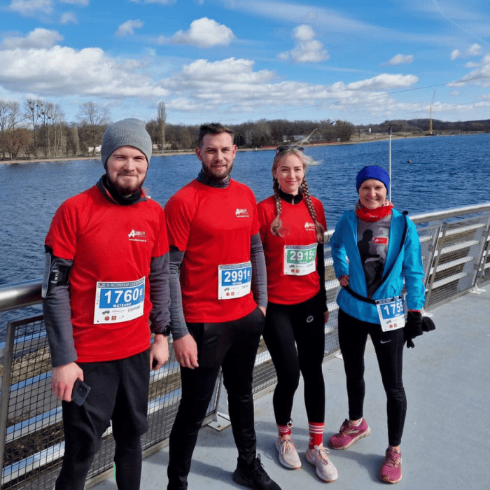 Albeco - www.albeco.com.pl - Biegowy Albeco Team na Rekordowej Dziesiątce